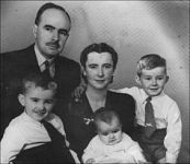 Charter Member – Dr Clair Isbister CBE, OBE – Zonta Club of Sydney